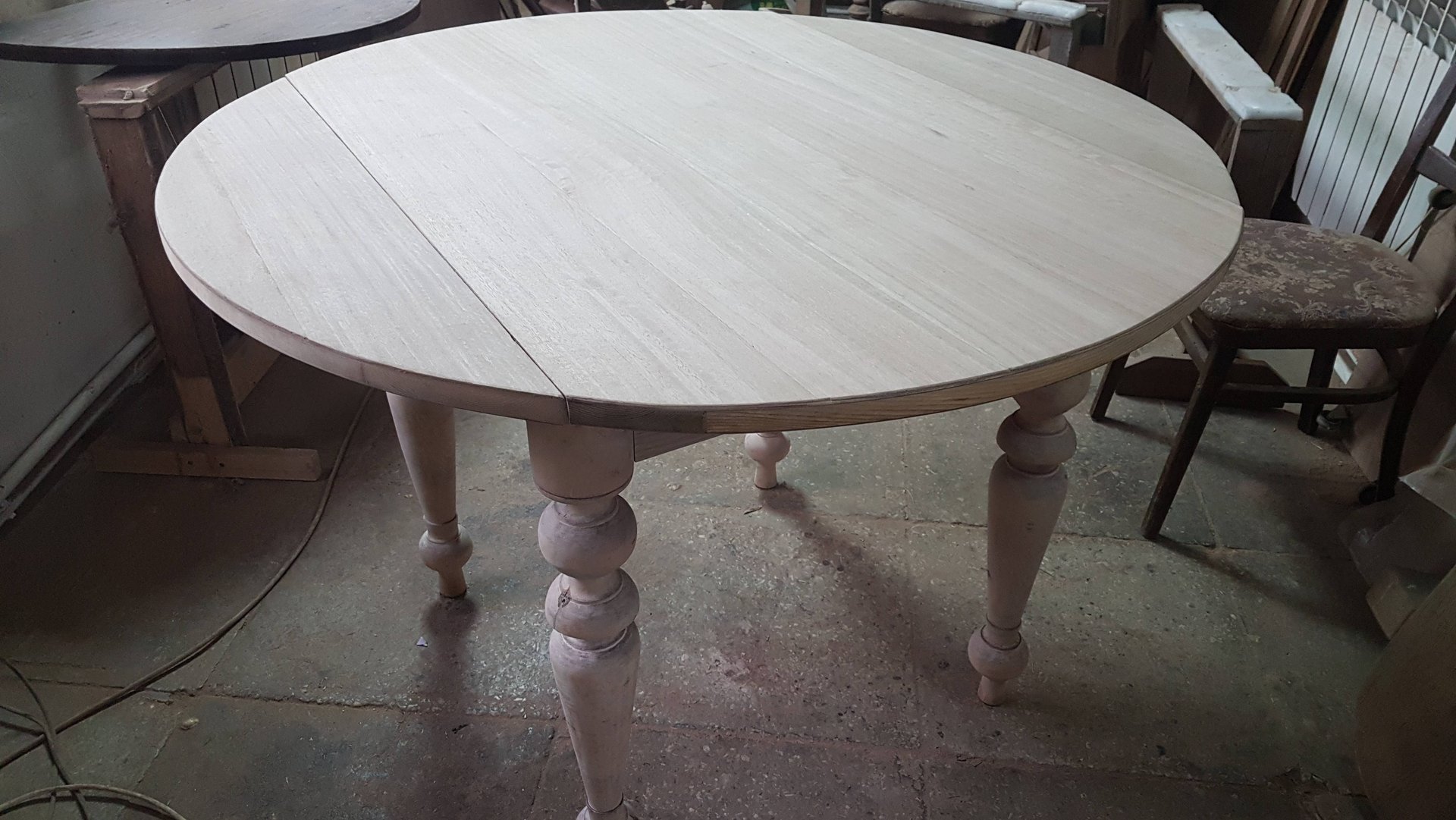 Реставрация советского стола Тюменьской мебельной фабрики №2. Часть 3