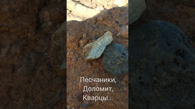 Выкопали колодец на даче. Вот, что достали из-под земли!