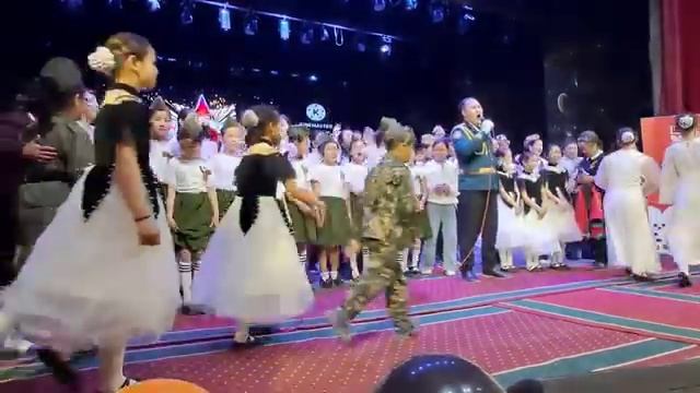 В южной столице Кыргызстана прошёл фестиваль военно-патриотической песни_Льётся песня фронтовая