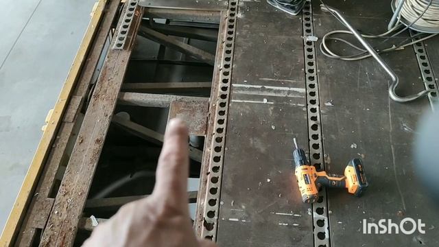 2020 Этап 1. Демонтаж и утепление Жёлтый Мерс