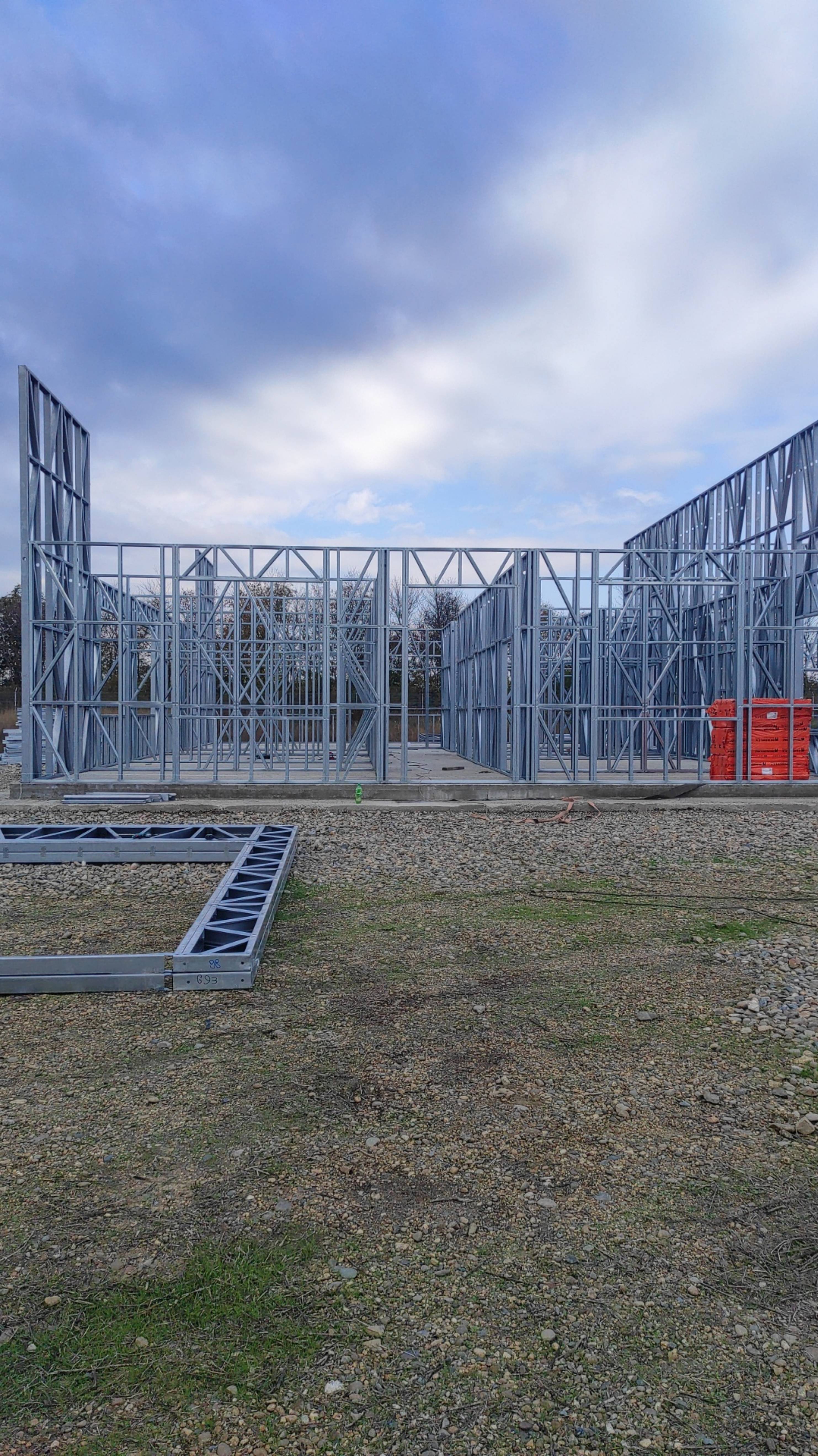 Монтаж ЛСТК здания в Краснодаре