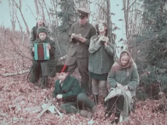 02. Отделение "Патриоты". Песня военного времени "Случайный вальс" (1943 г.).
