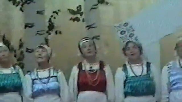 "Песенка весела"