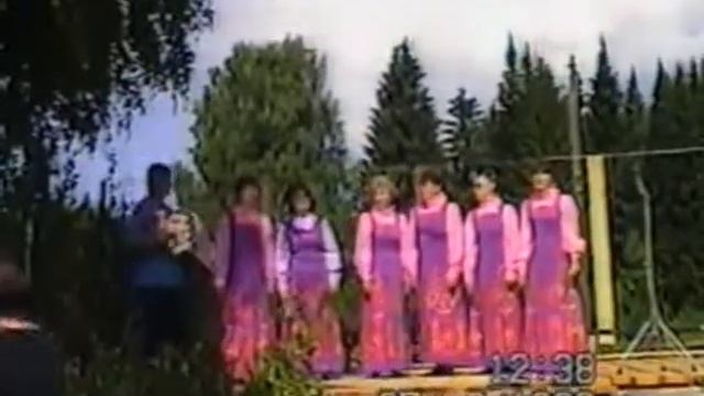 "В этой деревне огни не погашены"