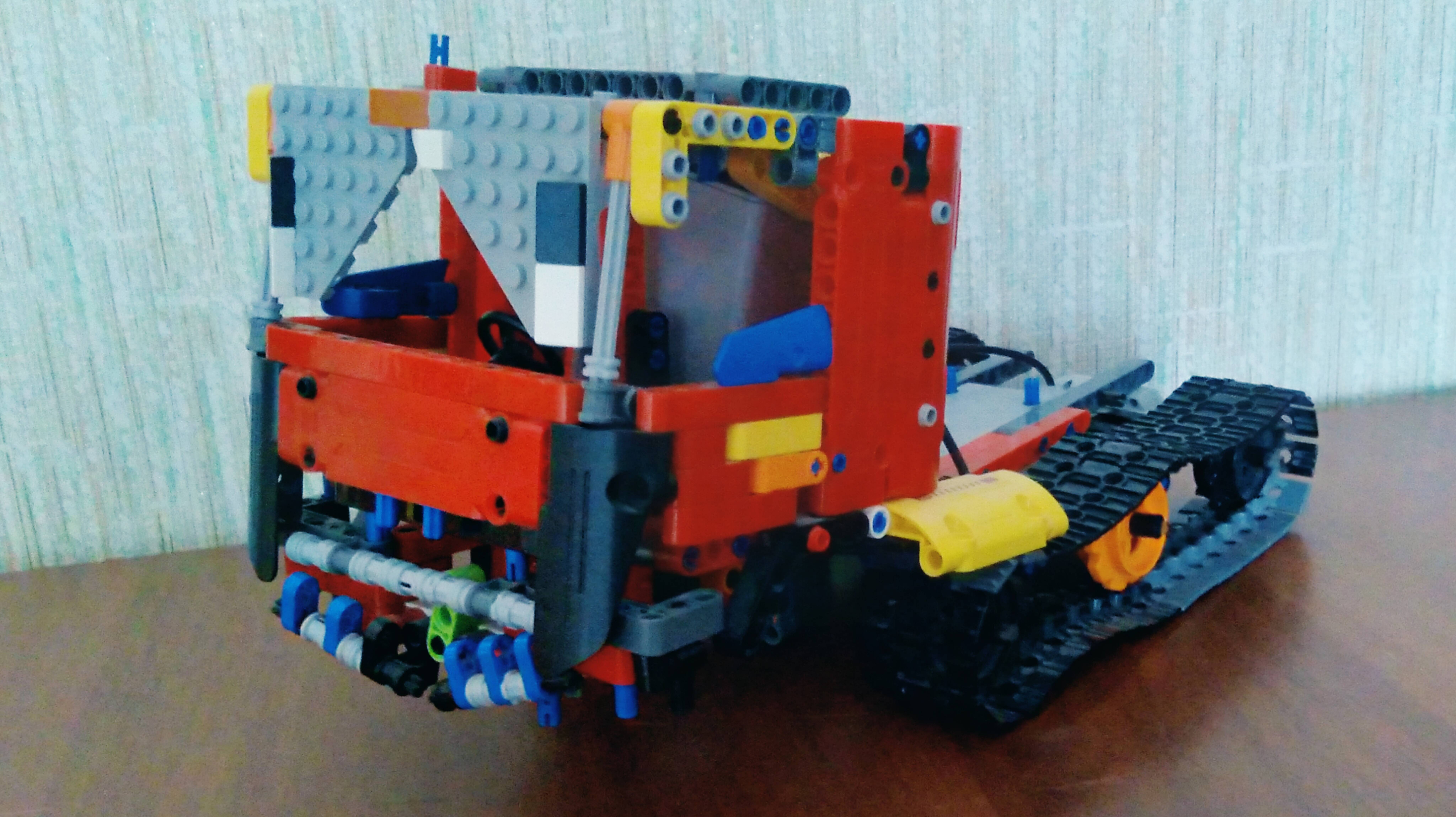 Делаю Лего (Lego) самоделку (часть 1)