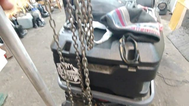 Как вытащить снегоход одному ?