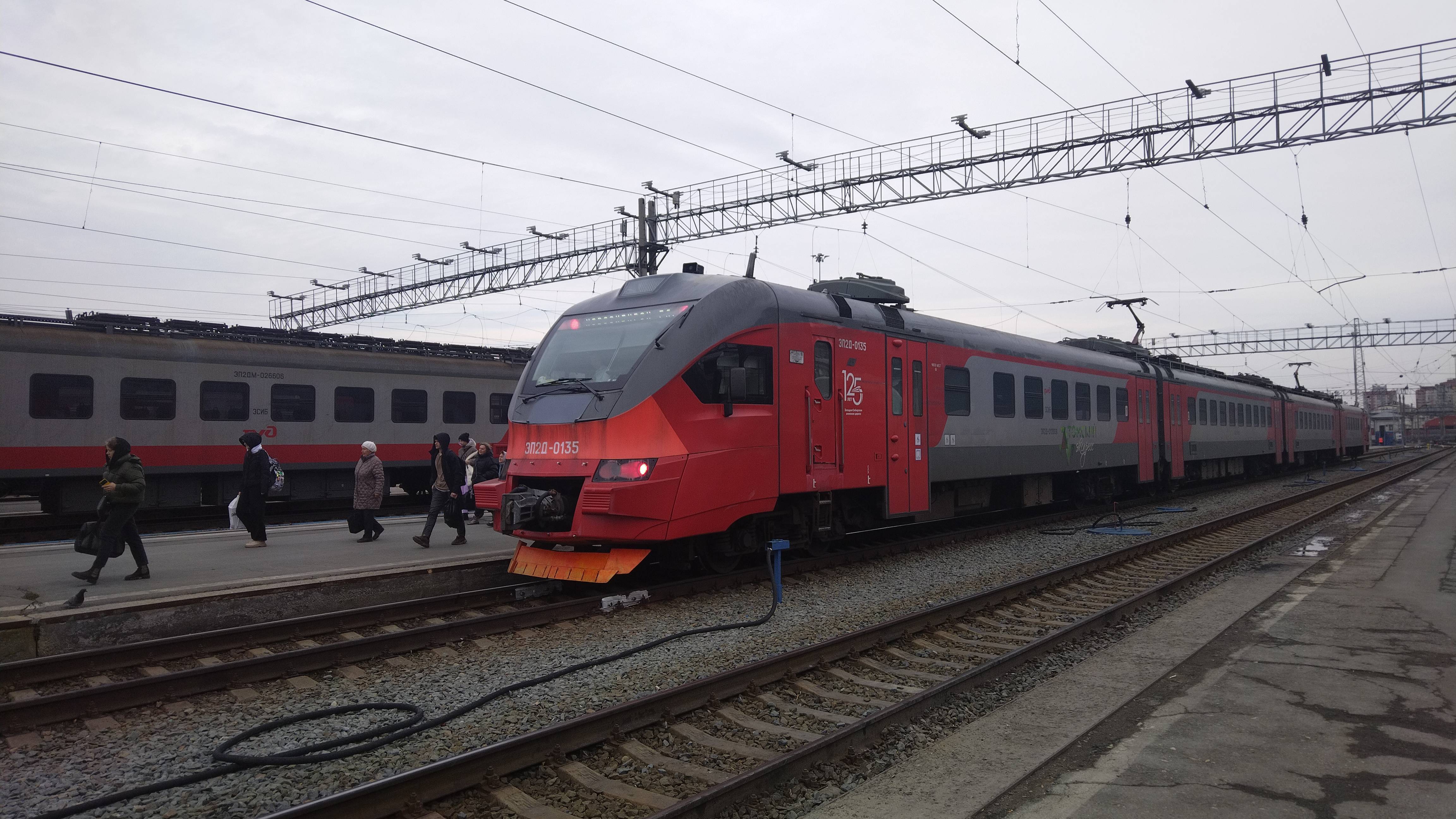 "Томский экспресс!" ЭП2Д-0135 сообщением Томск-Новосибирск