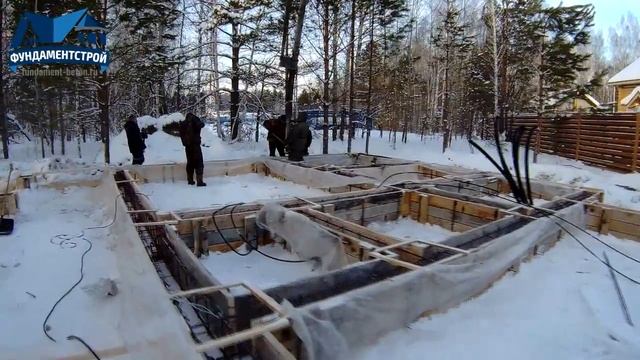 Залить фундамент зимой? Или подождать весны?