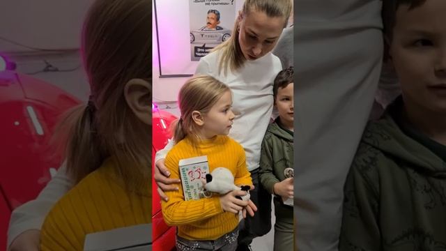 Сюжет классный, участвовали все дети! Мамули рассказывают о научном шоу «Мост в будущее»