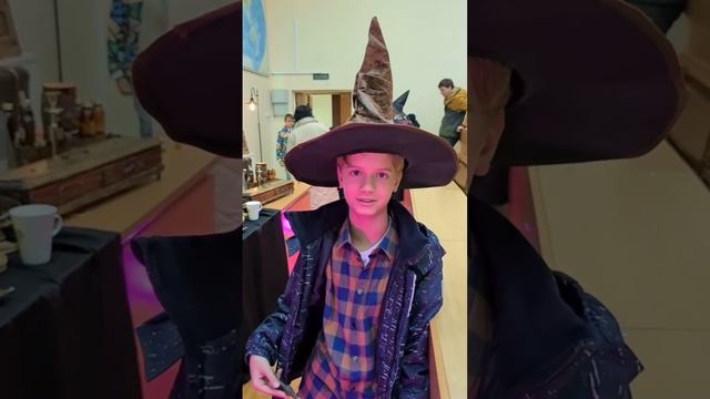 Я бы и сам поучаствовал. Папа может похвалить научное представление «Магия вне Хогвартса»