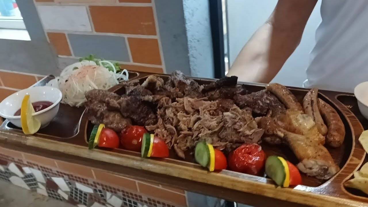 Барбекю из Мясного Ассорти из Баранины, Говядины и Курицы