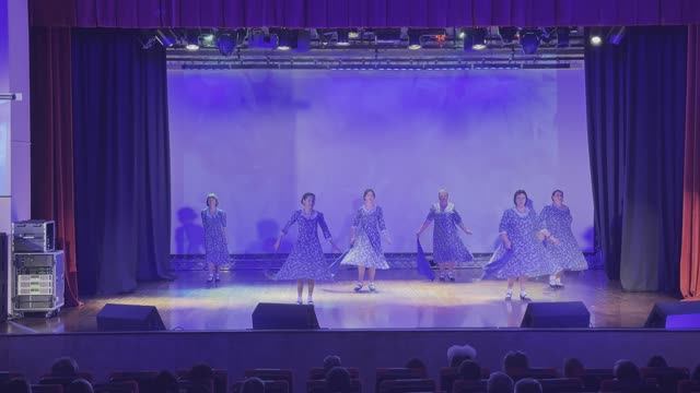 Танцевальный коллектив "Радоница"