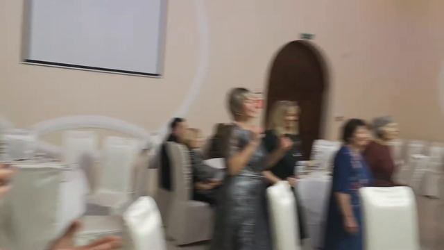 На банкете выездного структурного семинара в "Оазисе в лесу"