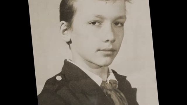 Видеоролик «Кто тебя выдумал...»