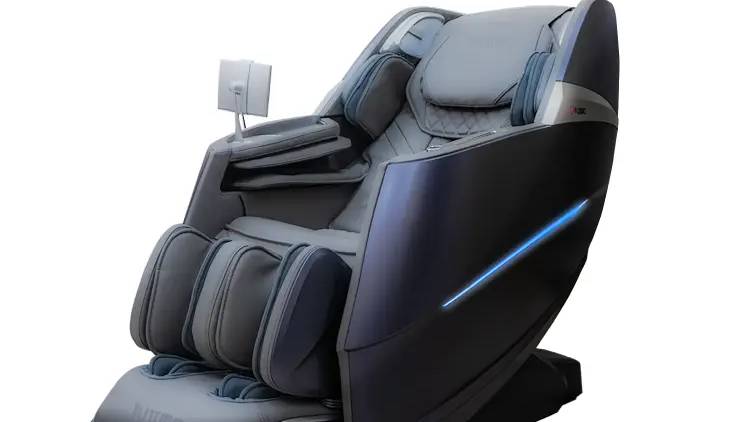 F700 COMBAT
