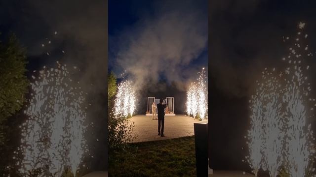 Пирошоу на свадьбу в Бархат-Парк. Лето 2024.