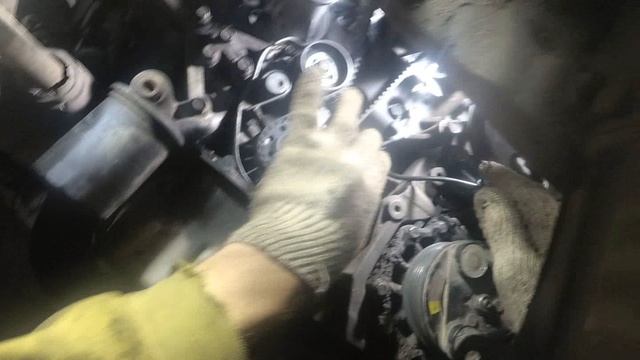 Mitsubishi. Lanser 9. Замена прокладки ГБЦ и помпы. Монтаж.