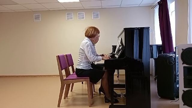 П.И. Чайковский "Вальс цветов" из балета "Щелкунчик" -  исполн.: Красова Л.Н., Хлястикова И.А.