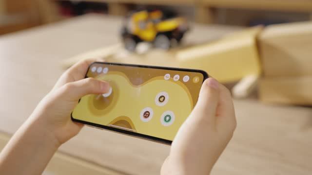 Apitor Robot R – программируемый конструктор 4в1 для детей от 6 лет