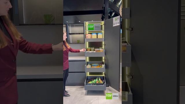 Шкаф-колонка с ящиками Ten2 для хранения запасов