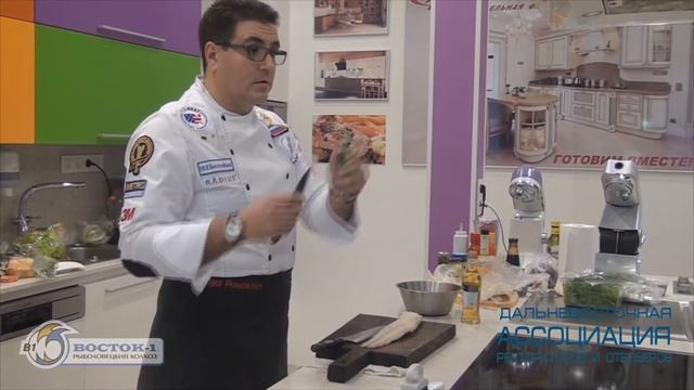 Карпаччо из чёрного макруруса.