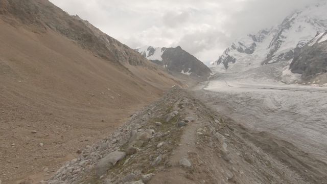 Безенги, к хижине Джанги Кош по морене (21.08.2023)