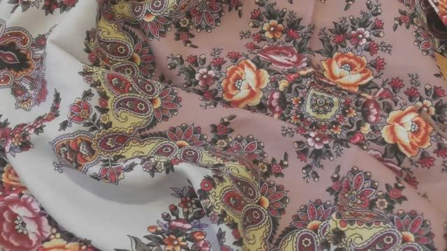 Павловопосадские платки и шали. Мои фавориты зимы и весны. Три платка.