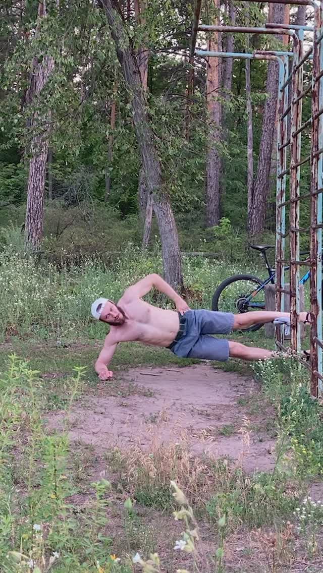 Упражнение для кора и приводящей