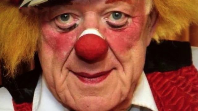 Смешить устал, не молодой