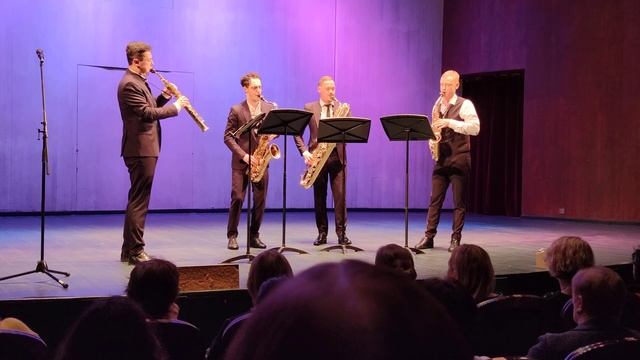 "Российский квартет саксофонистов" - Франсуа и Морис Жанжан "Красивый пейзаж"