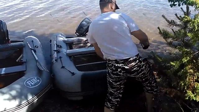 Лодка River Boats 370. Первый спуск на воду.