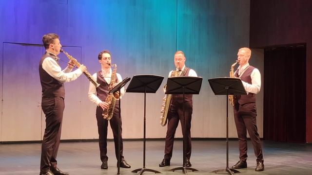 "Российский квартет саксофонистов" - "Жизнь  в розовом цвете"