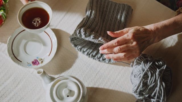 5585341-uhd_4096_2160_25fps