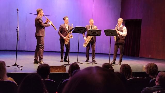 "Российский квартет саксофонистов" - Франсуа и Морис Жанжан "Бабочки"