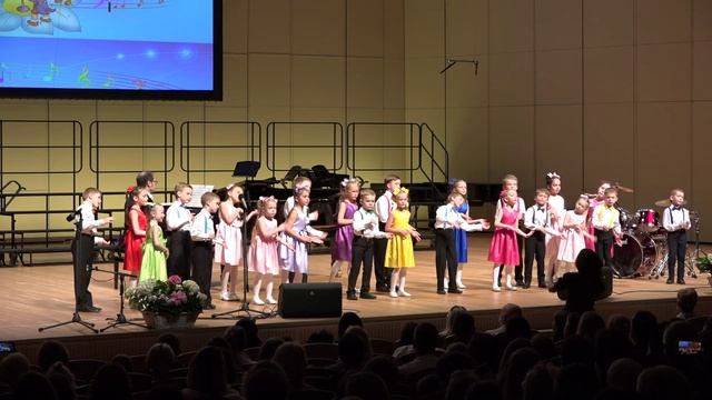 1-02 Ансамбль "Веселые нотки"