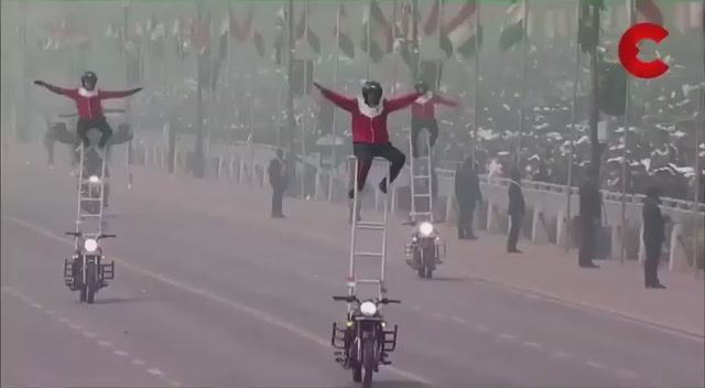 Парад военных сил Индии