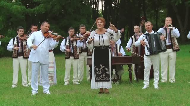 Иста-й Жокул Тутурор. 🤗🤗🤗❤❤❤❤❤ Оркеста фраций Адвахов ши Зинаида Жуля!