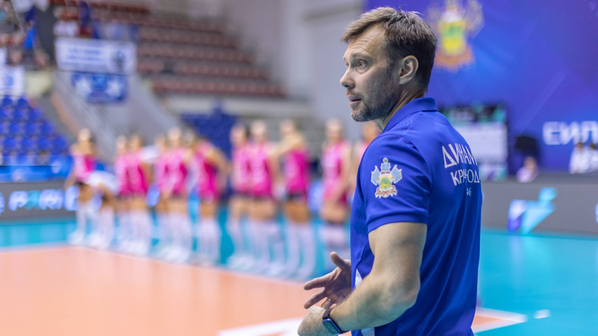 «Динамо» и «народная» премия
Главный тренер «Динамо» и «народная» премия