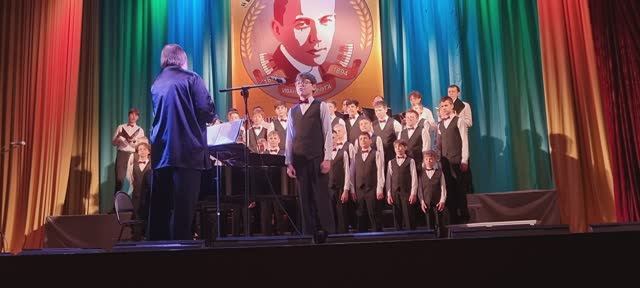 Хоровая капелла им. А.М. Жуковского (Иваново) - Зачарованная даль (муз. А.Н. Пахмутова)