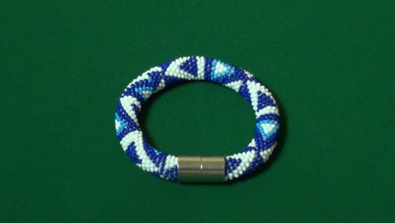 Браслет из бисера крючком