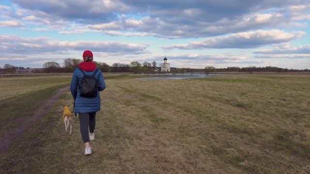 Путешествие в Питер с сумками и с Умкой / 2 эпизод