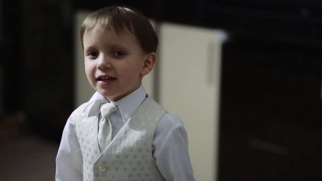 Дима Бабченко 4 года. Эмоции. Стихотворение Ирина Гурина "Январь"