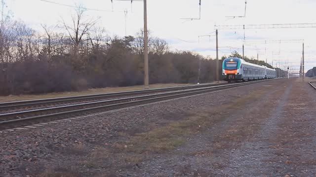 СМЕ ЭПм-006+ЭПм-004 (БЧ, ТЧ-9 Минск-Сев., Stadler FLIRT G 160 L-4267) рейсом №725 Минск - Брест