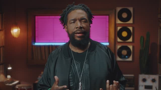 Questlove учит музыкальному кураторству и диджеингу