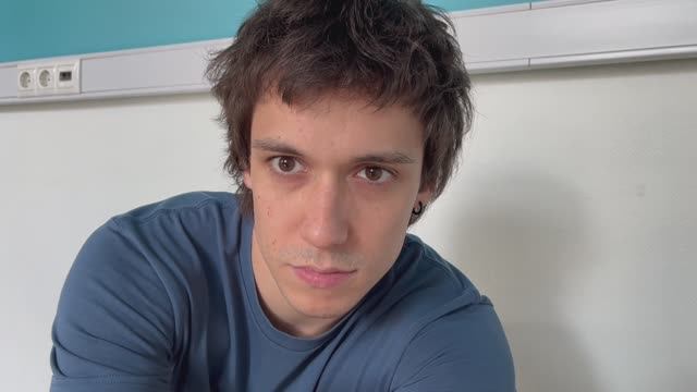 Игорь Басин_сцена из сериала "Бывшие"