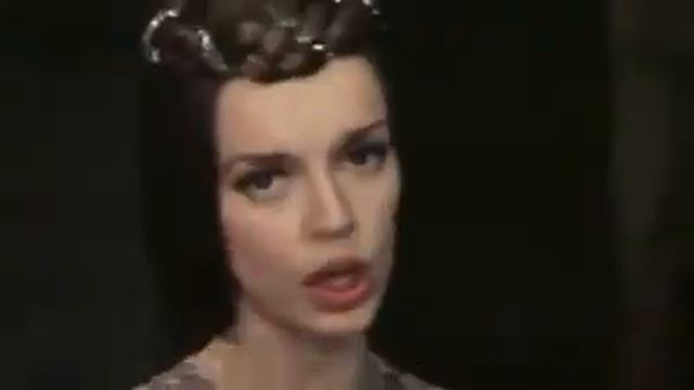 Режиссер-балетмейстер Кулаков отдает мне свою подпись