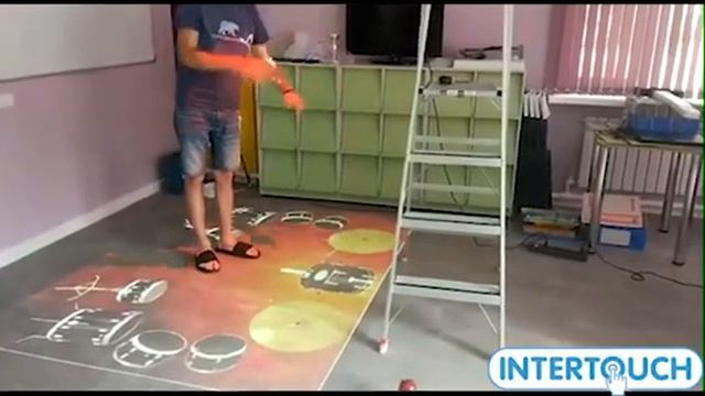 Монтаж интерактивного пола