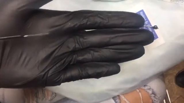 Не держится игла