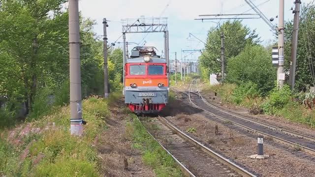 ВЛ10У-193 (РЖД/Окт, ТЧ-21 Волховстрой) с порожним контейнерным поездом