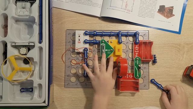 Радио из конструктора "ЗНАТОК"